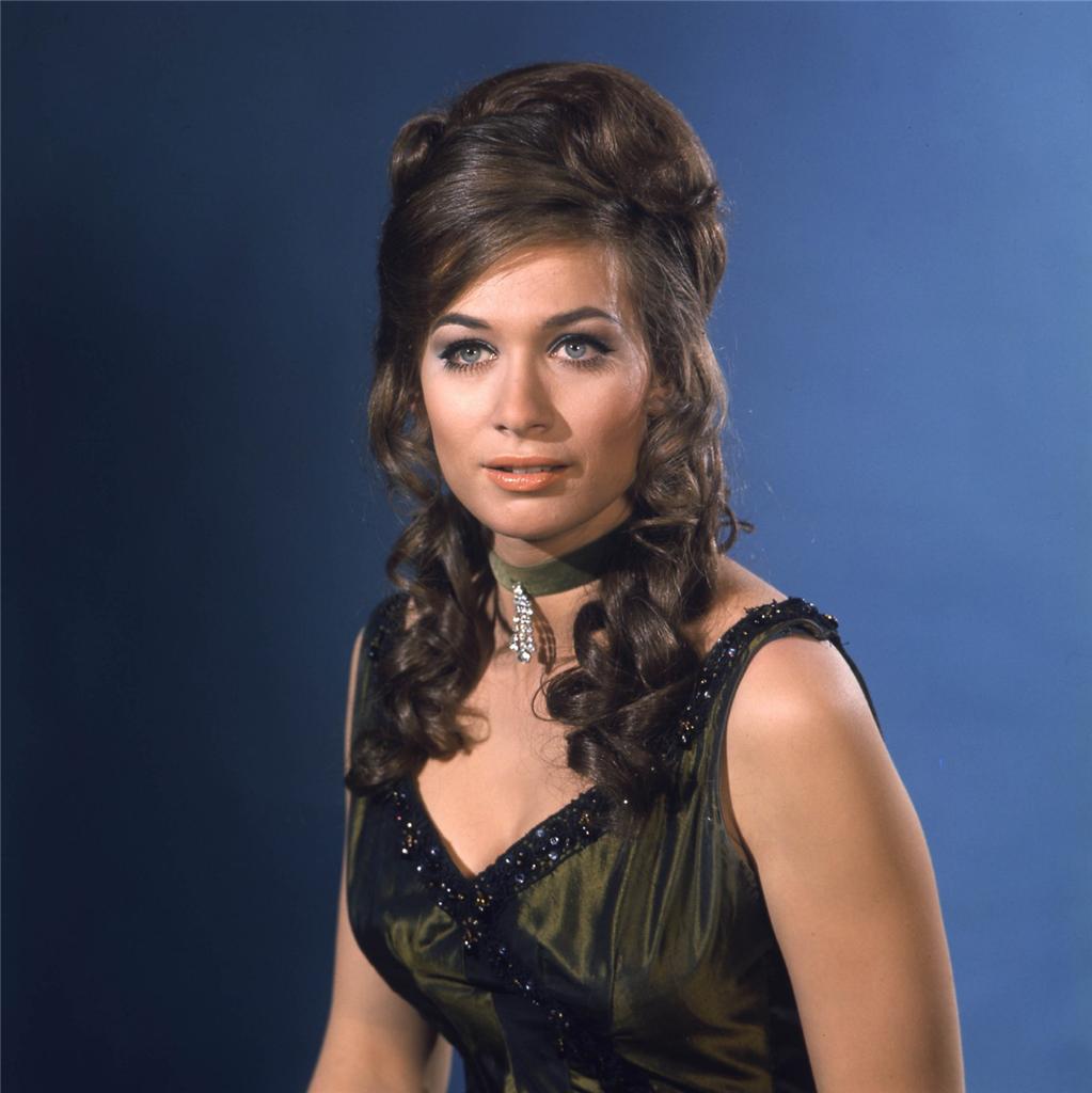 Valerie Leon