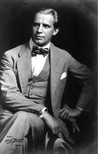 Picture of Lars Hanson