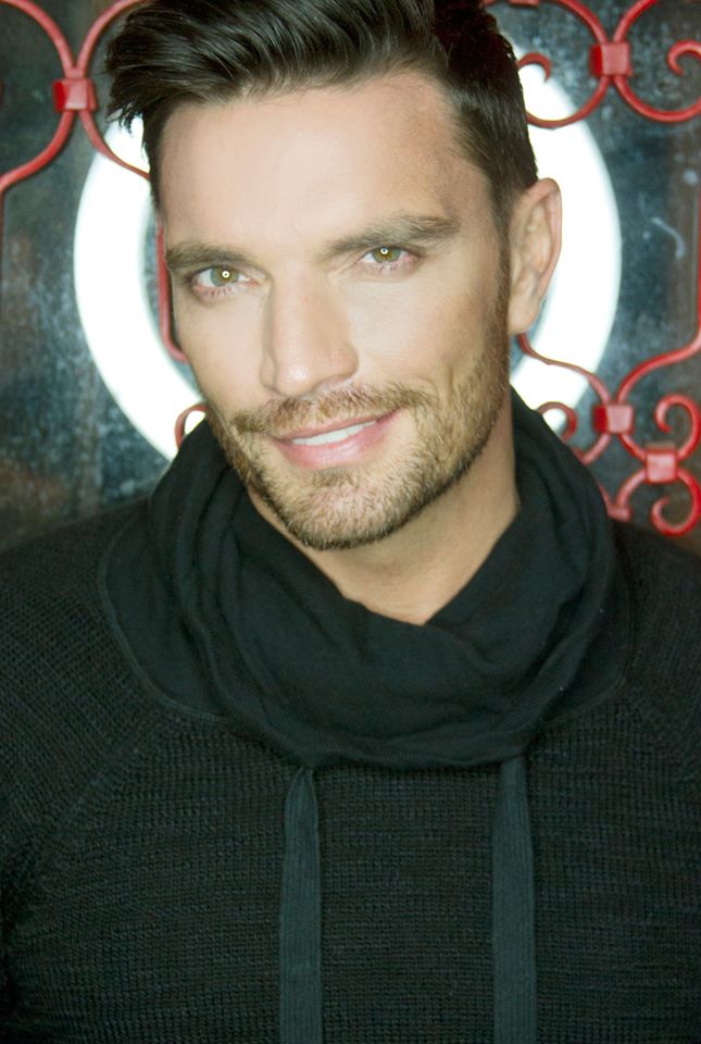 Picture of Julián Gil