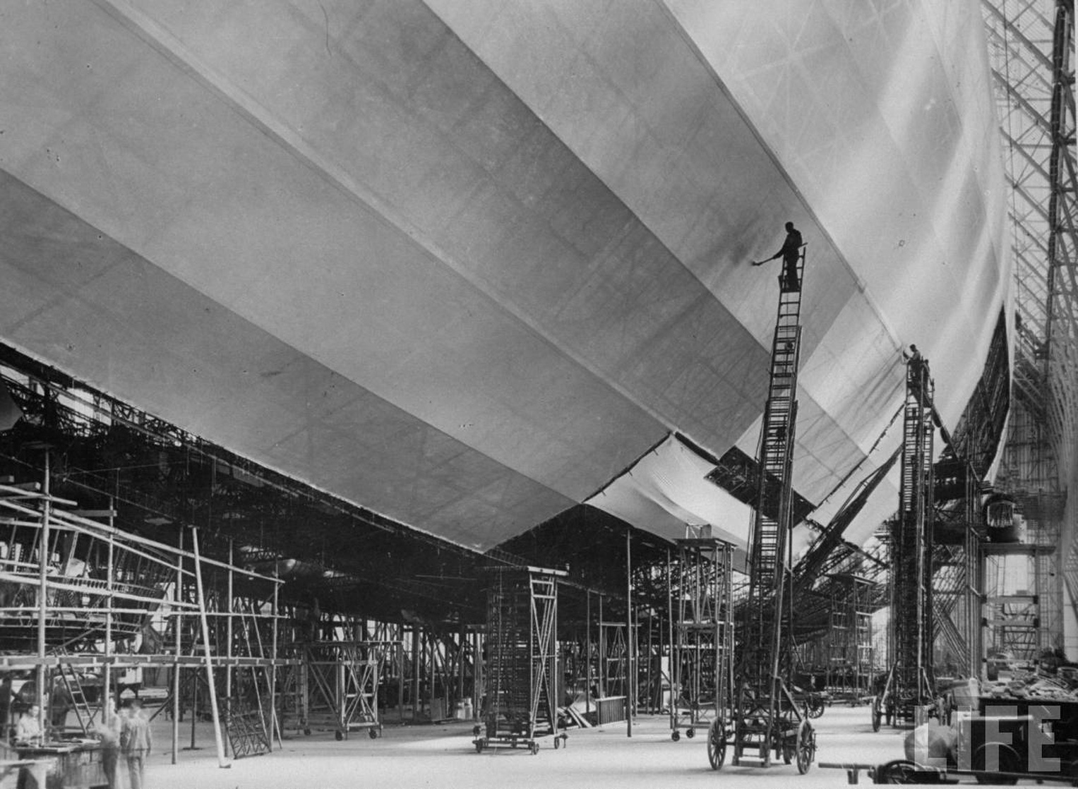 Construction of Graf Zeppelin
