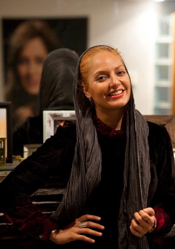 Picture of Mahnaz Afshar