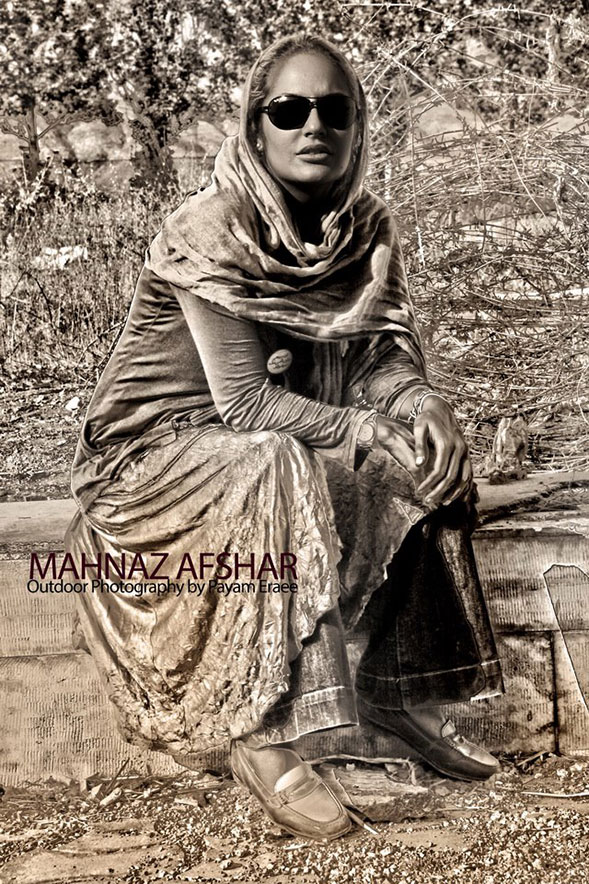 Picture of Mahnaz Afshar