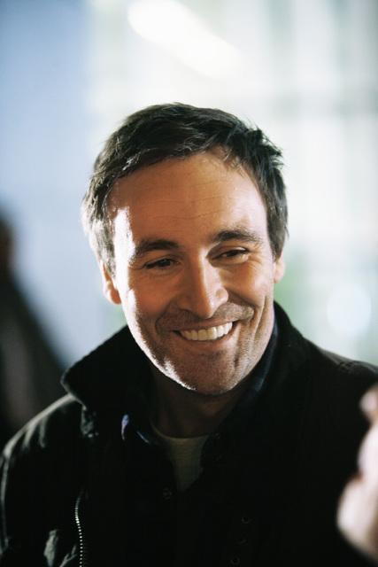 Derek Riddell picture