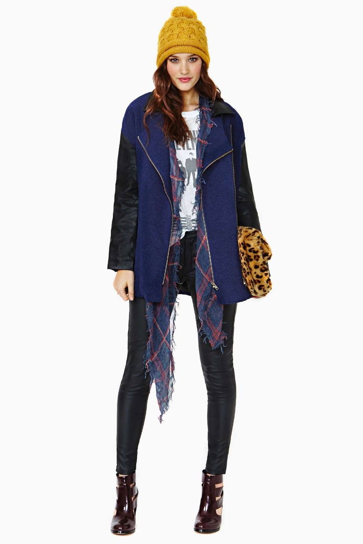 Picture of Laura Wood II