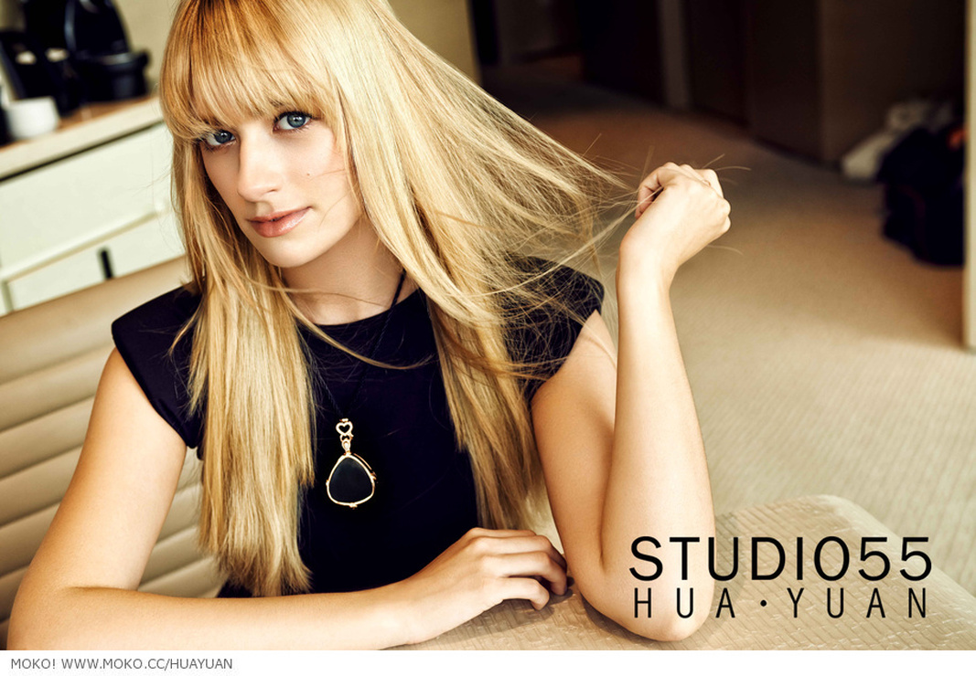 Picture of Beth Behrs
