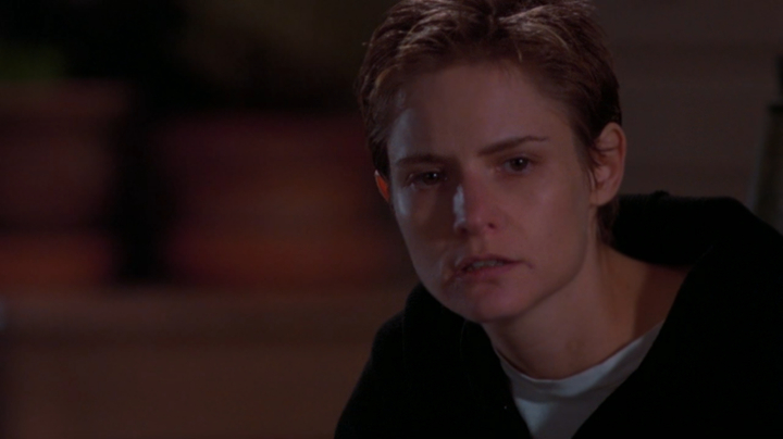 Jennifer Jason Leigh