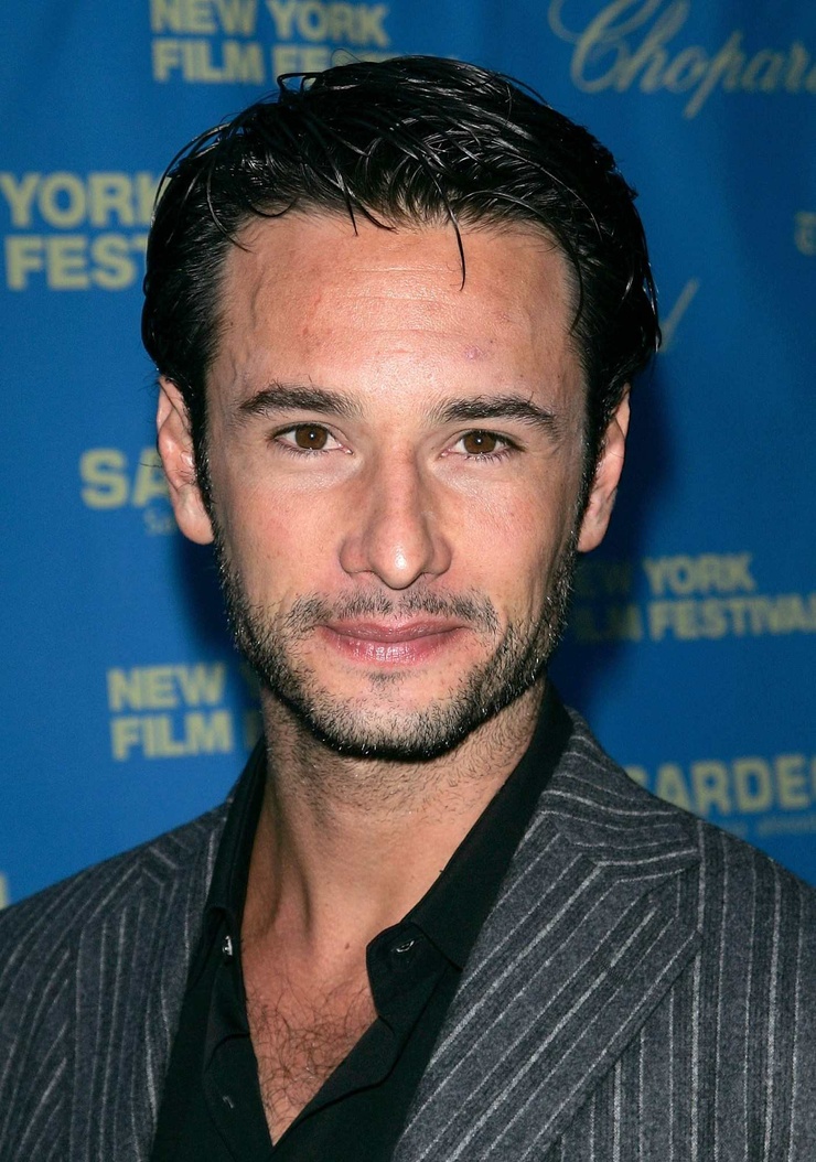 Picture of Rodrigo Santoro