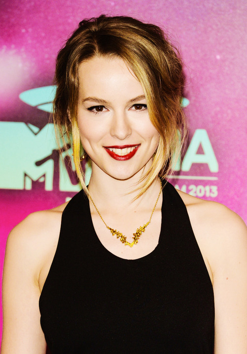 Picture of Bridgit Mendler