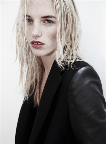 Picture of Becca Horn