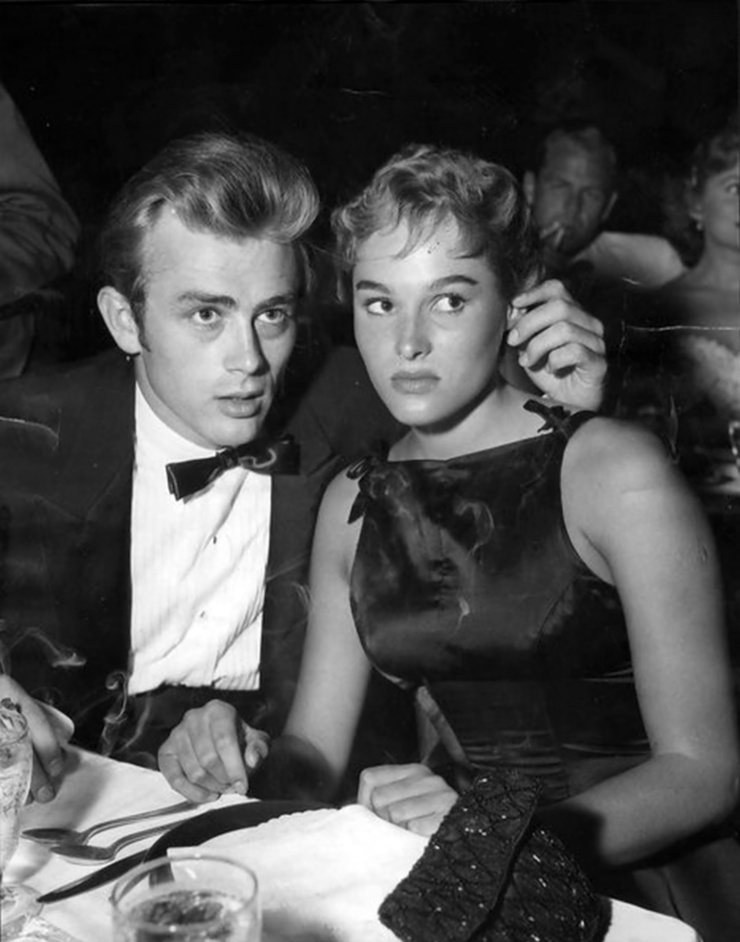 Picture of Ursula Andress