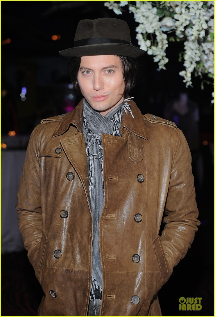 Jackson Rathbone picture