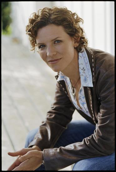 Image of Catie Curtis