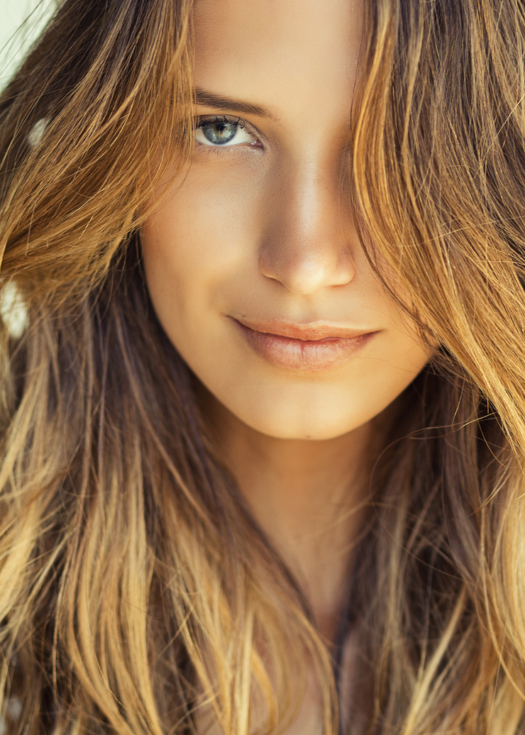 Leticia Santos image