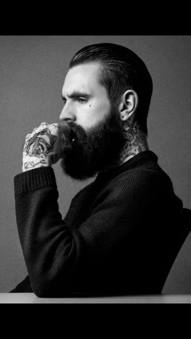 Ricki Hall image