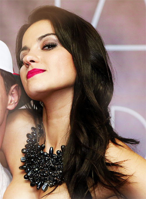 Picture of Maite Perroni