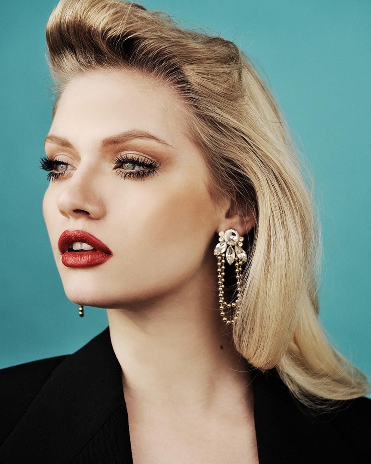 Picture of Martina Dimitrova