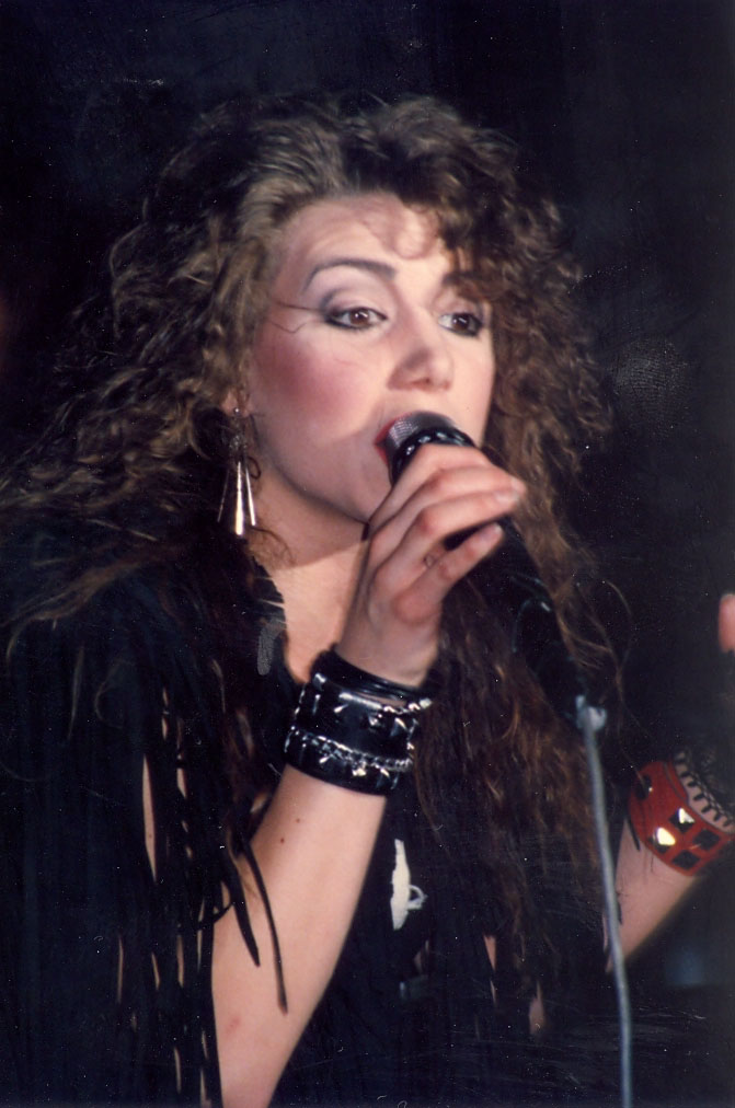 Picture of Lee Aaron