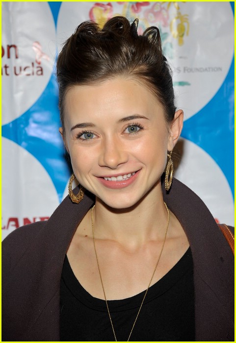 Picture of Olesya Rulin