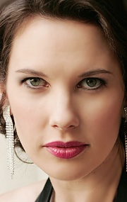 Picture of Tiffany Lyndall-Knight