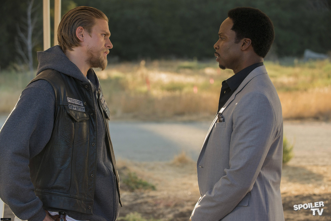 Picture of Charlie Hunnam