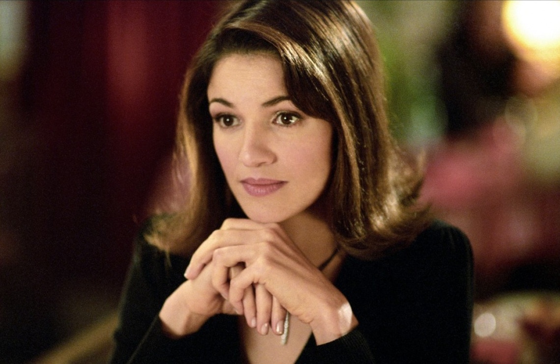 Picture of Nadia Farès