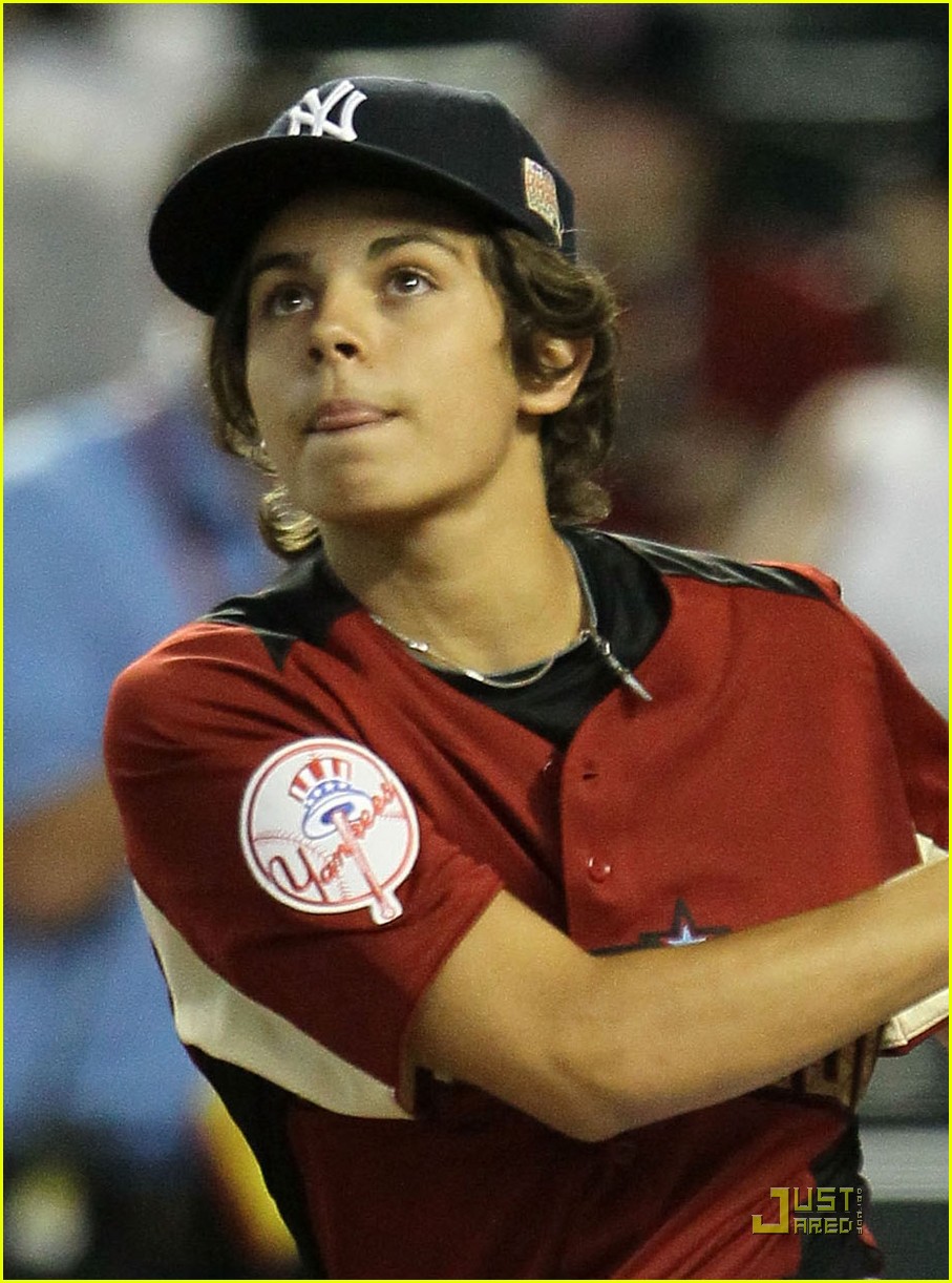Picture of Jake T. Austin