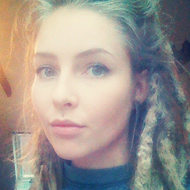 Picture of Anna April