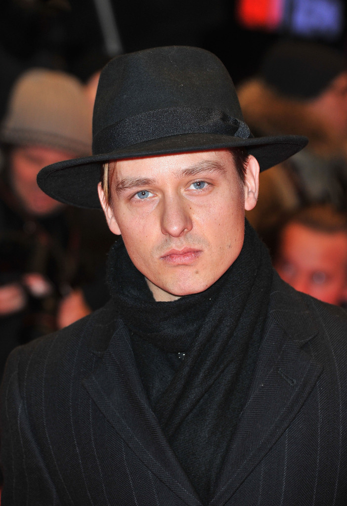 Picture of Tom Schilling