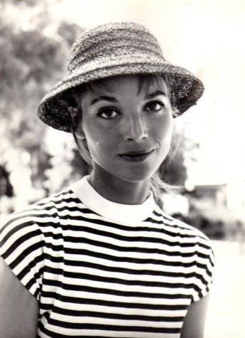 Elsa Martinelli picture