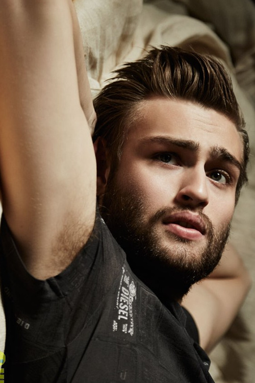 Picture of Douglas Booth