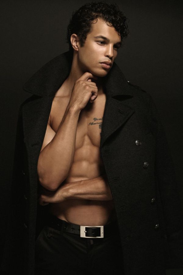 Picture of Aaron Hunter