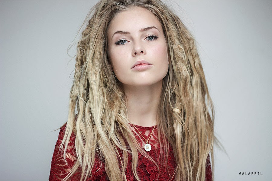 Picture of Anna April