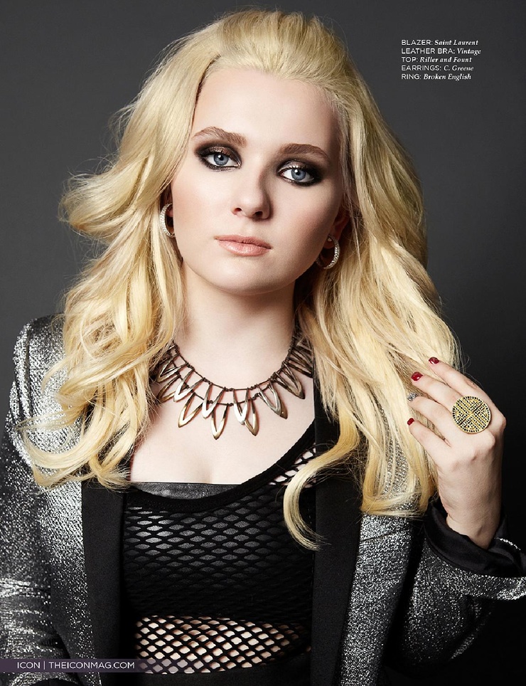 Abigail Breslin picture