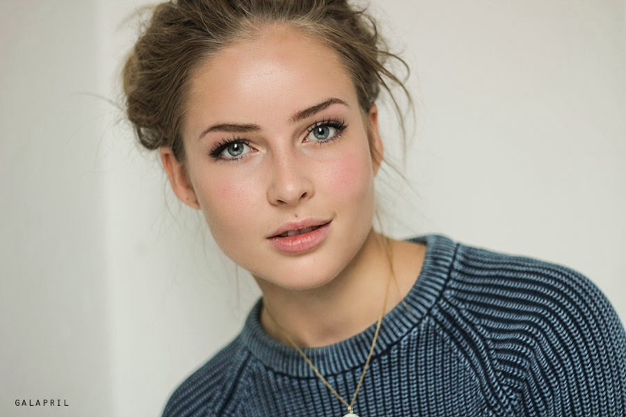 Picture of Anna April