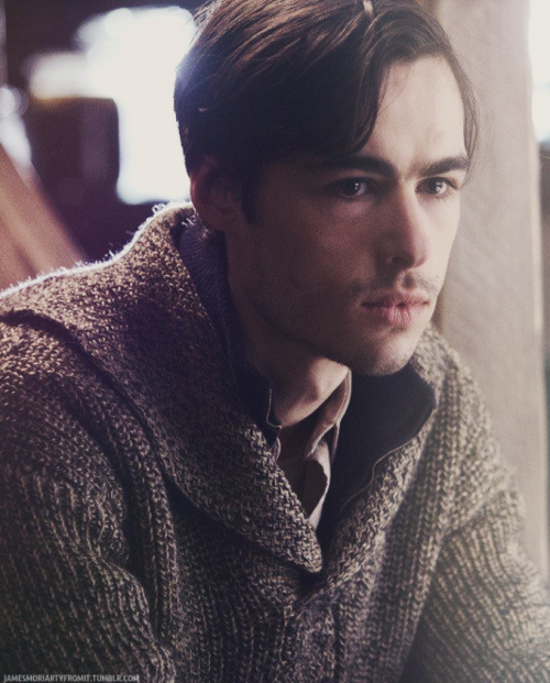 Ben Schnetzer image