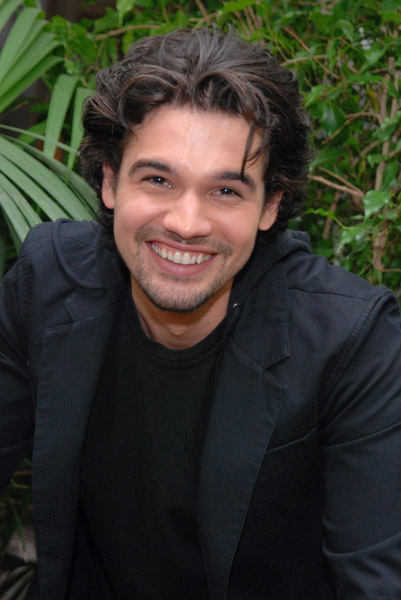 Picture of Steven Strait