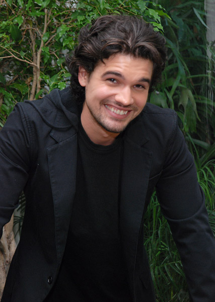 Steven Strait image