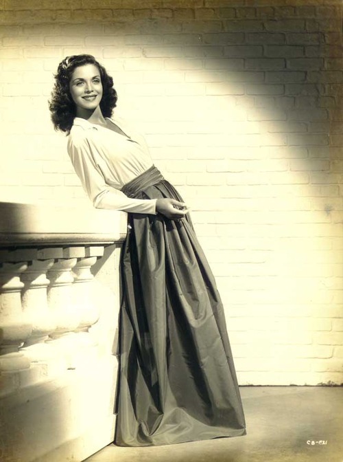 Carol Bruce image