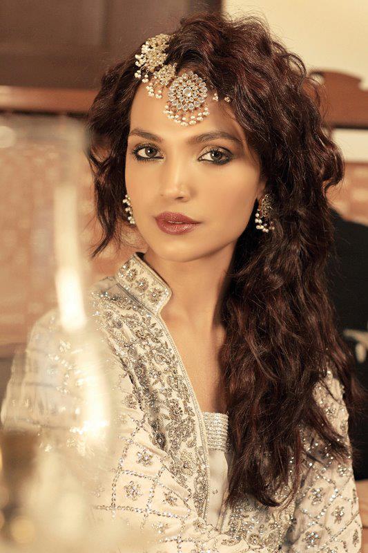 Aamina Sheikh picture