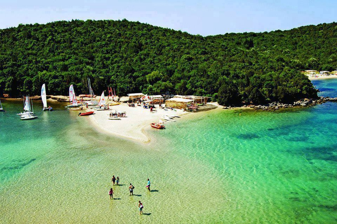 Bella Varka beach in Sivota