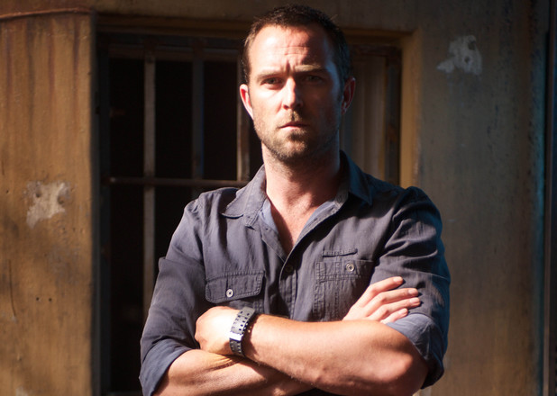 Picture of Sullivan Stapleton
