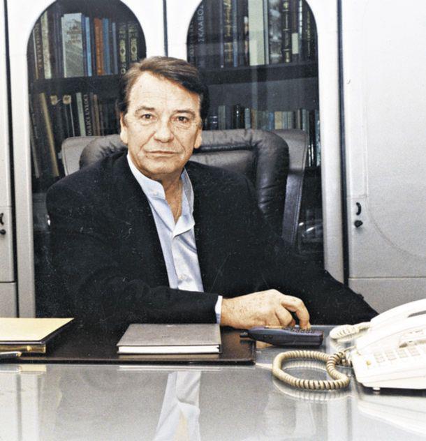 Picture of Nikos Kourkoulos