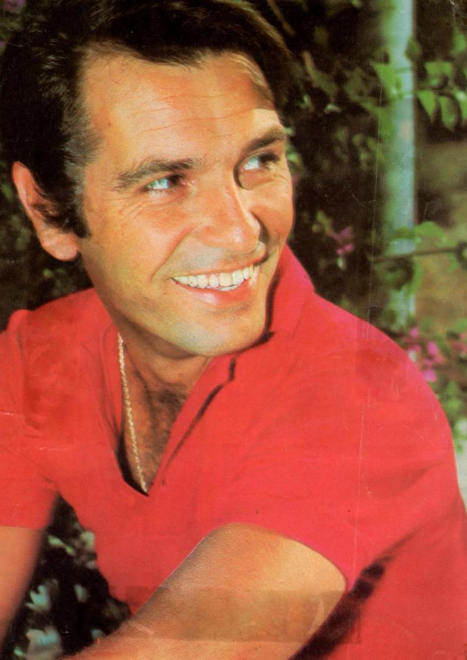 Picture of Nikos Kourkoulos