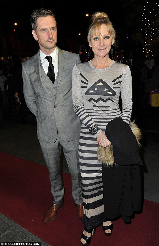 Lesley Sharp picture