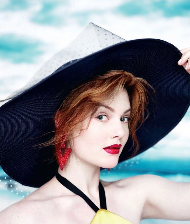 Picture of Holliday Grainger