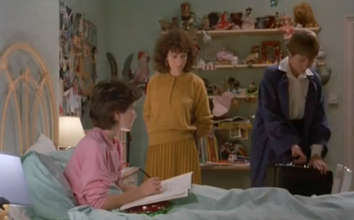 Image of Paperhouse (1988)