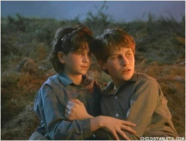 Paperhouse (1988) image