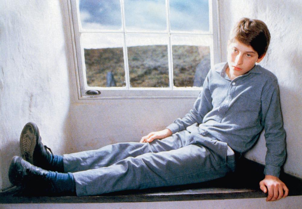 Paperhouse (1988) image