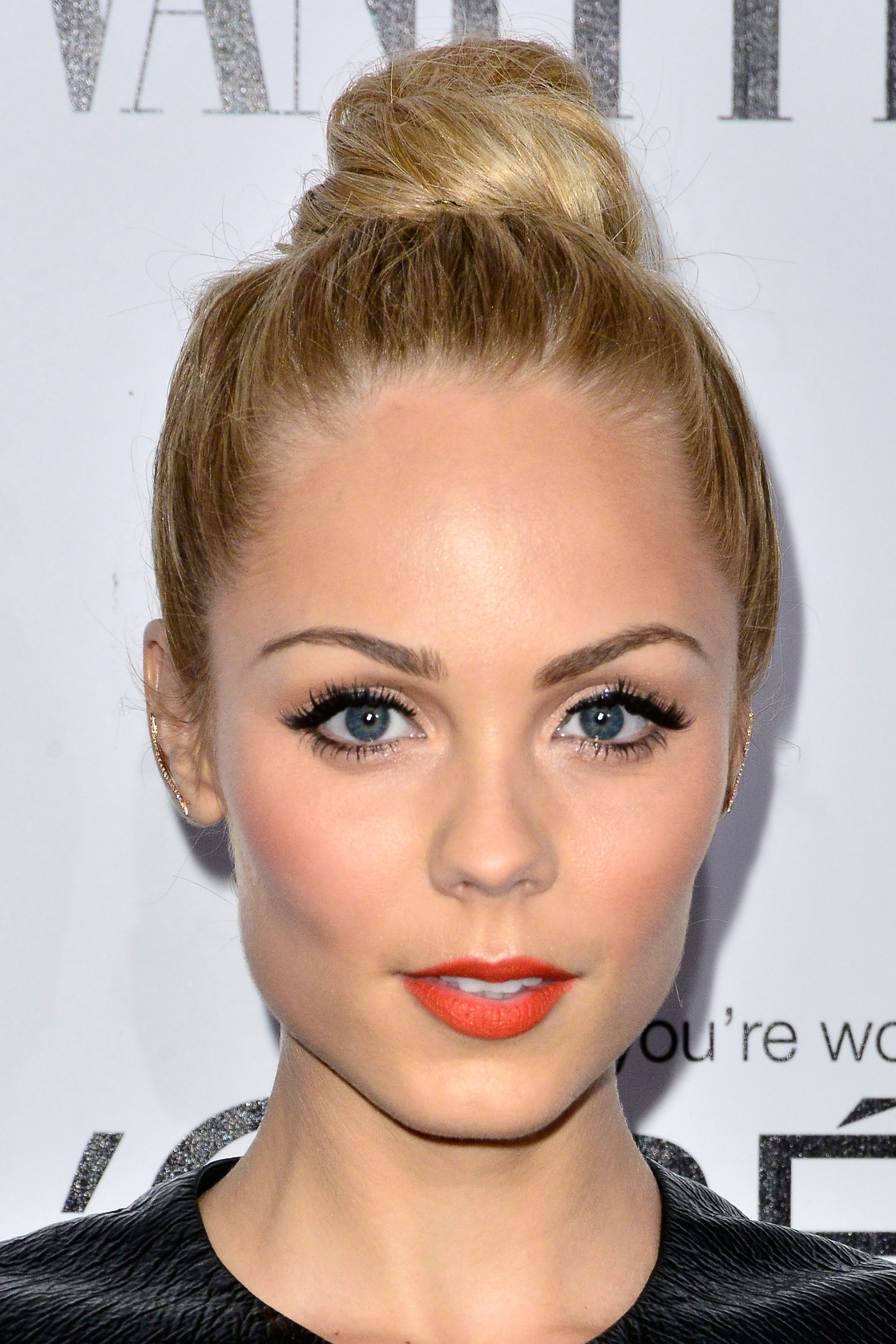 Picture of Laura Vandervoort