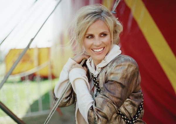 Lisa Miskovsky image